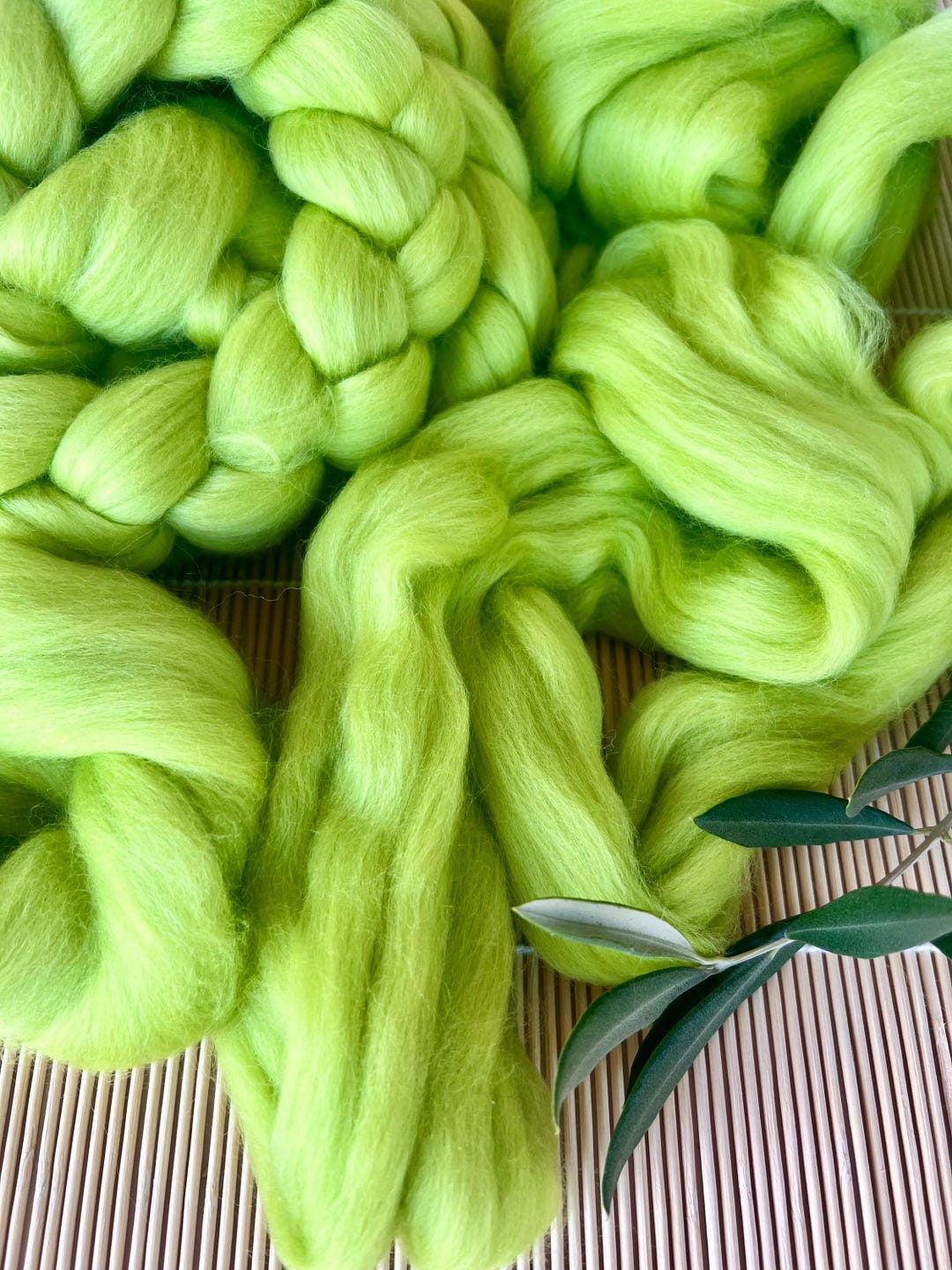 Merino Wool Roving - Soft Fiber for Spinning, Felting, Weaving (4oz) - Etsy