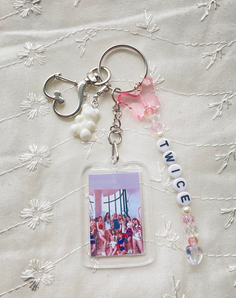 Kpop Girl Group Keychains - Etsy