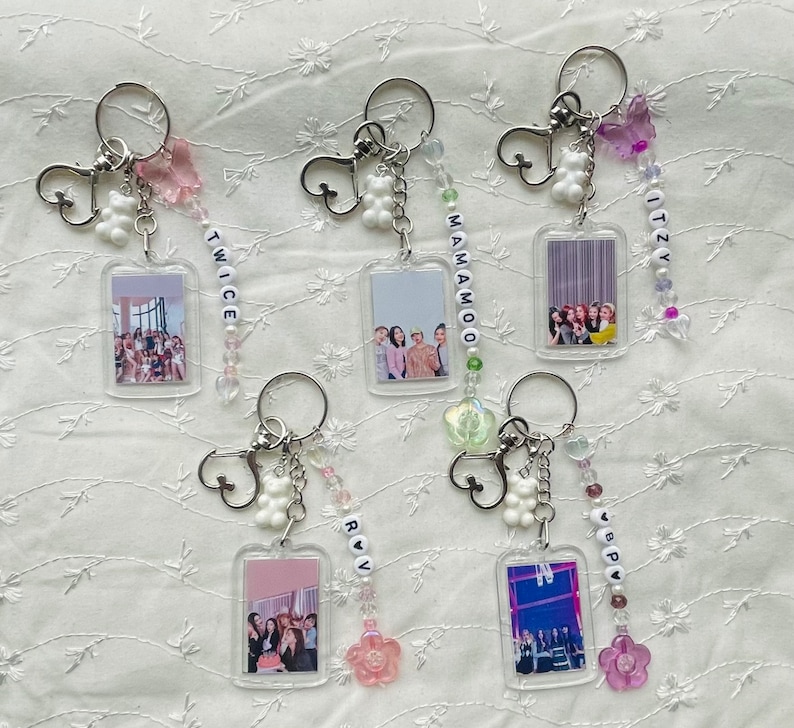Kpop Girl Group Keychains - Etsy