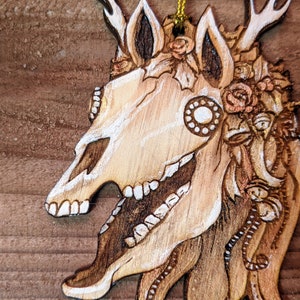 Mari Lwyd Ornament: Hand-stained Baltic Birch Cryptid Christmas - Etsy