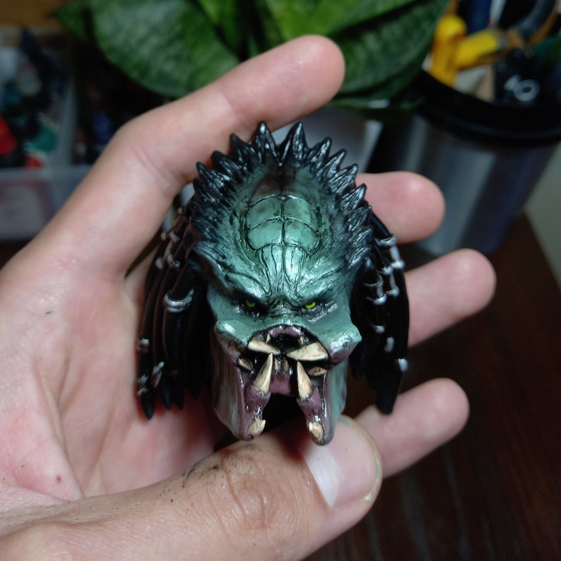 Predator Head Magnet - Etsy