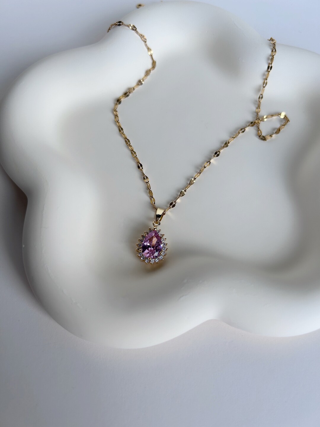 Pink Tear Drop Diamond Necklaces 18k Gold Plated Necklaces Tear Drop ...