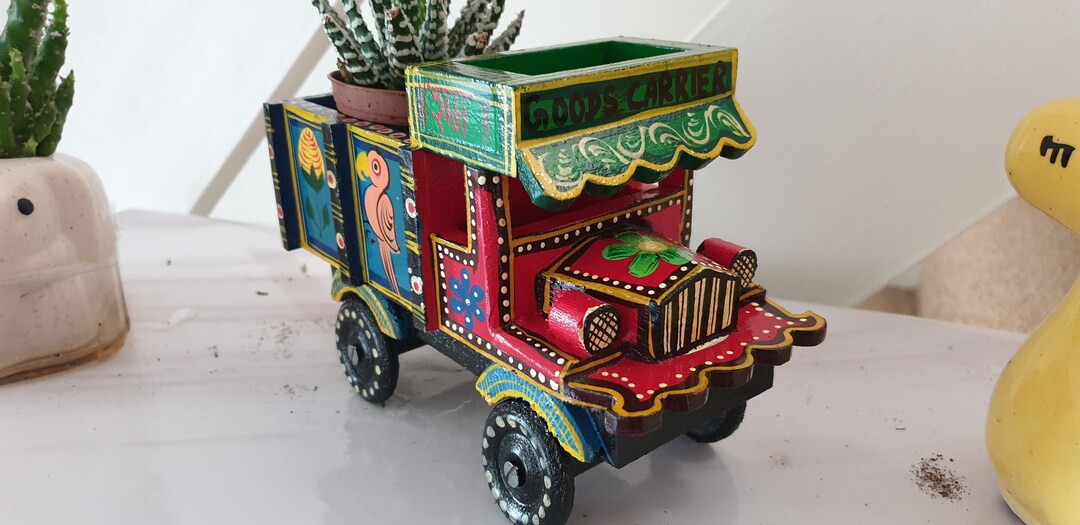Iconic Handmade Indian Truck Model With Truck Art L Tata Lorry L ...