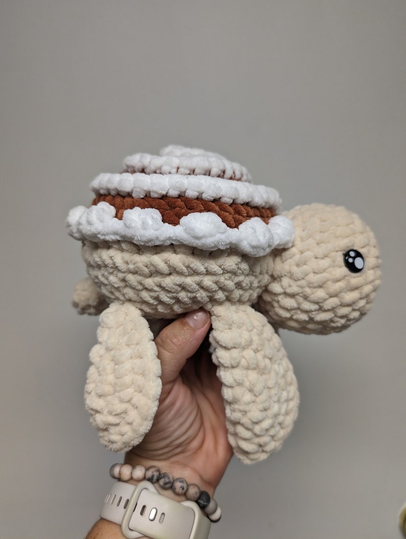 Cinnamon Roll Crochet Turtle - Etsy