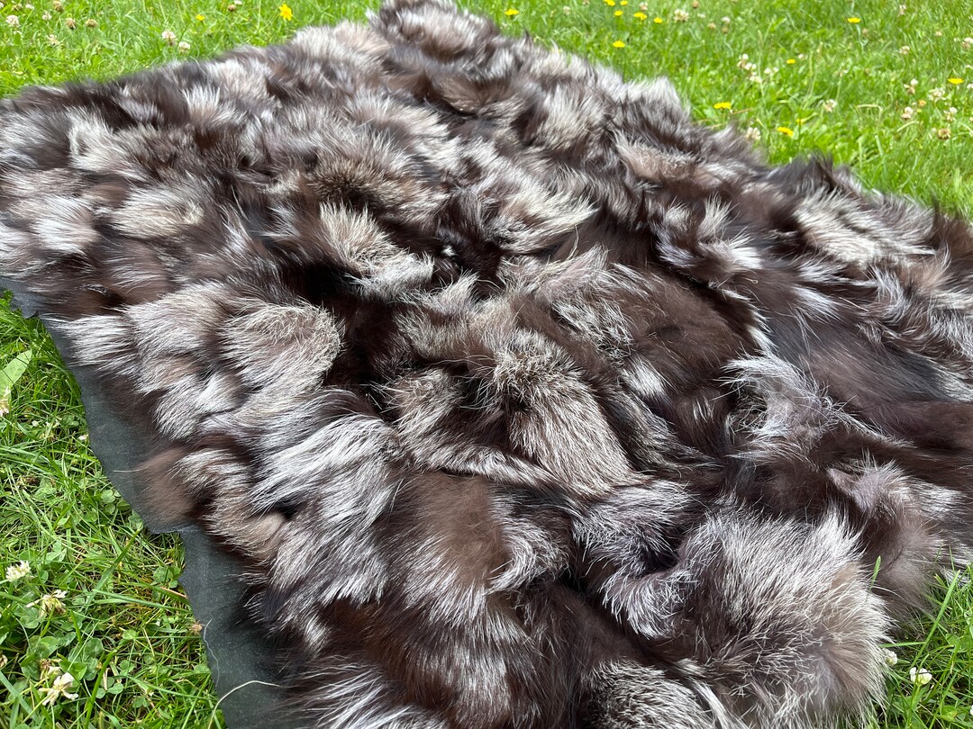 Silver Gray Fox Fur, Patchwork Animal Hide, Genuine Fox Fur, Natural ...