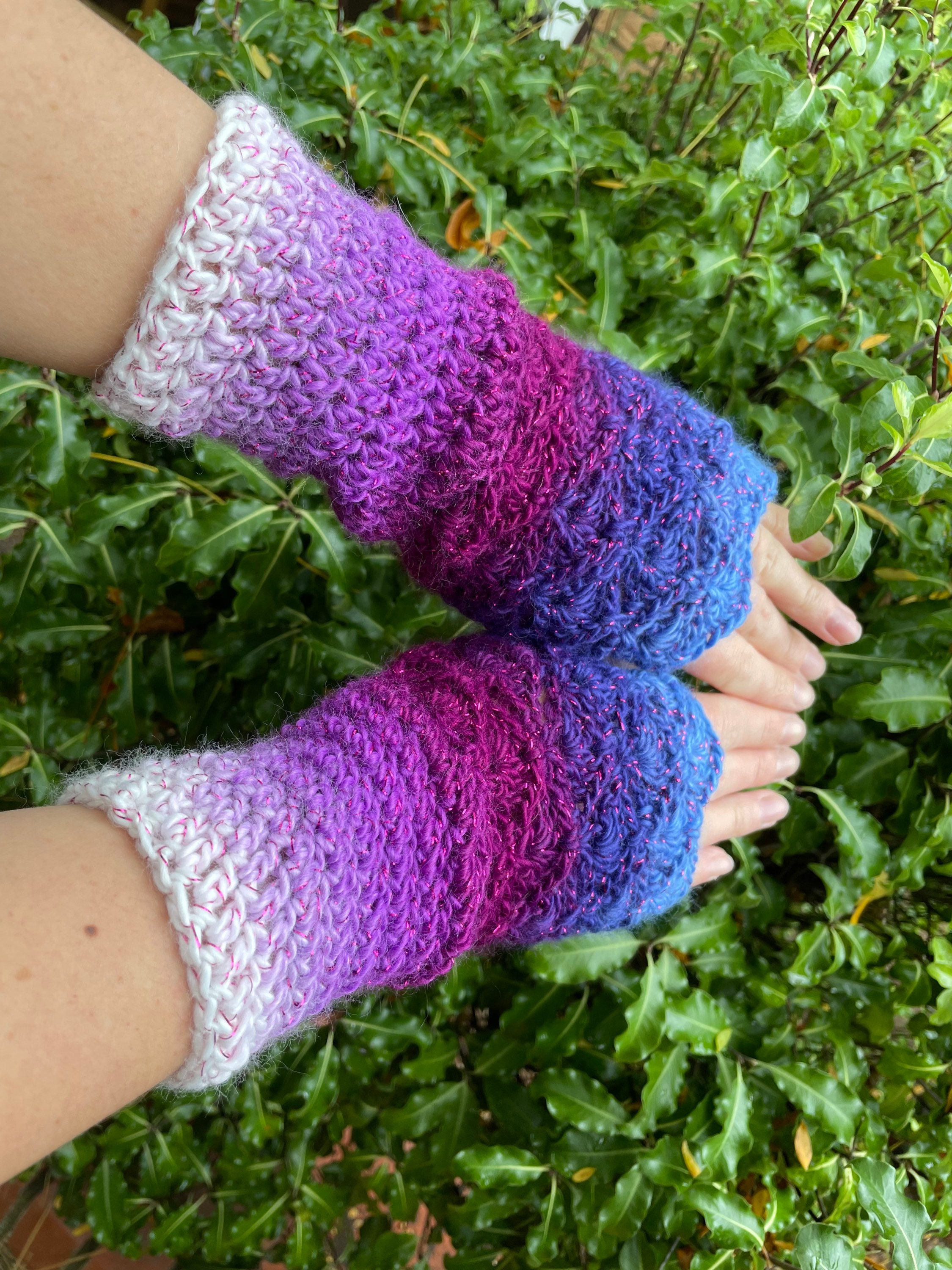 Nebula Mermaid Fingerless Gloves/wrist Warmers Shell Stitch Crochet ...