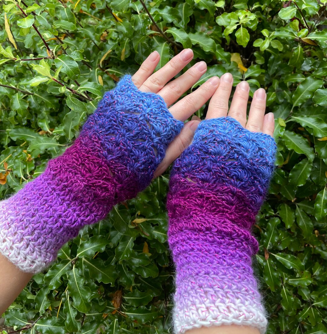Nebula Mermaid Fingerless Gloves/wrist Warmers Shell Stitch Crochet - Etsy