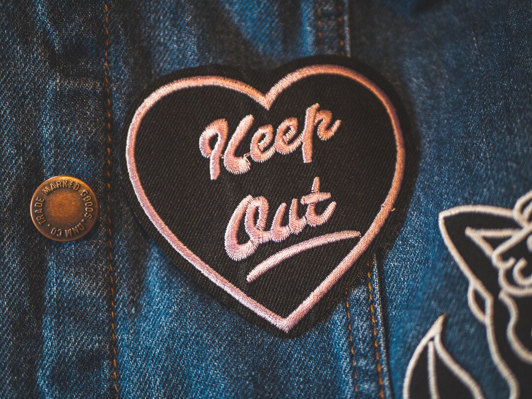 Keep Out Patch Iron on Sew Safety Pin Emo Alternative Goth Gothic Girls ...