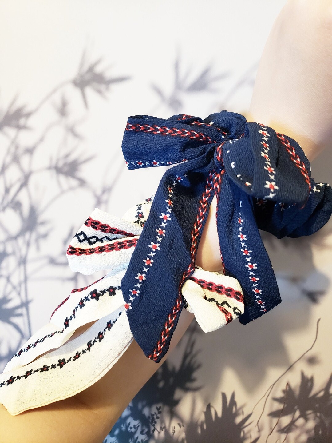 Boho Style Floral Scrunchies, Ribbon Hair Accessories, Dark Blue ...