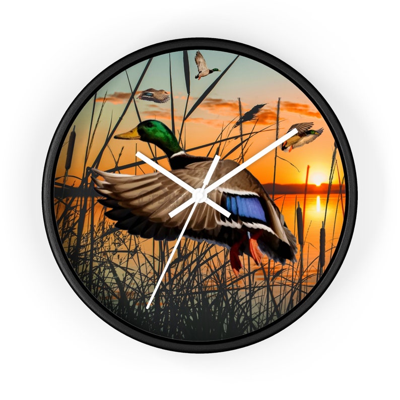 Flying Mallard Wall Clock, Duck Hunting Décor, Duck Hunting Gifts for ...