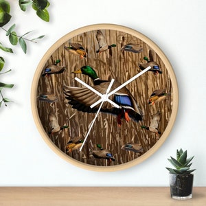 Duck Hunting Gifts for Men, Duck Hunting Wall Clock, Flying Mallard ...