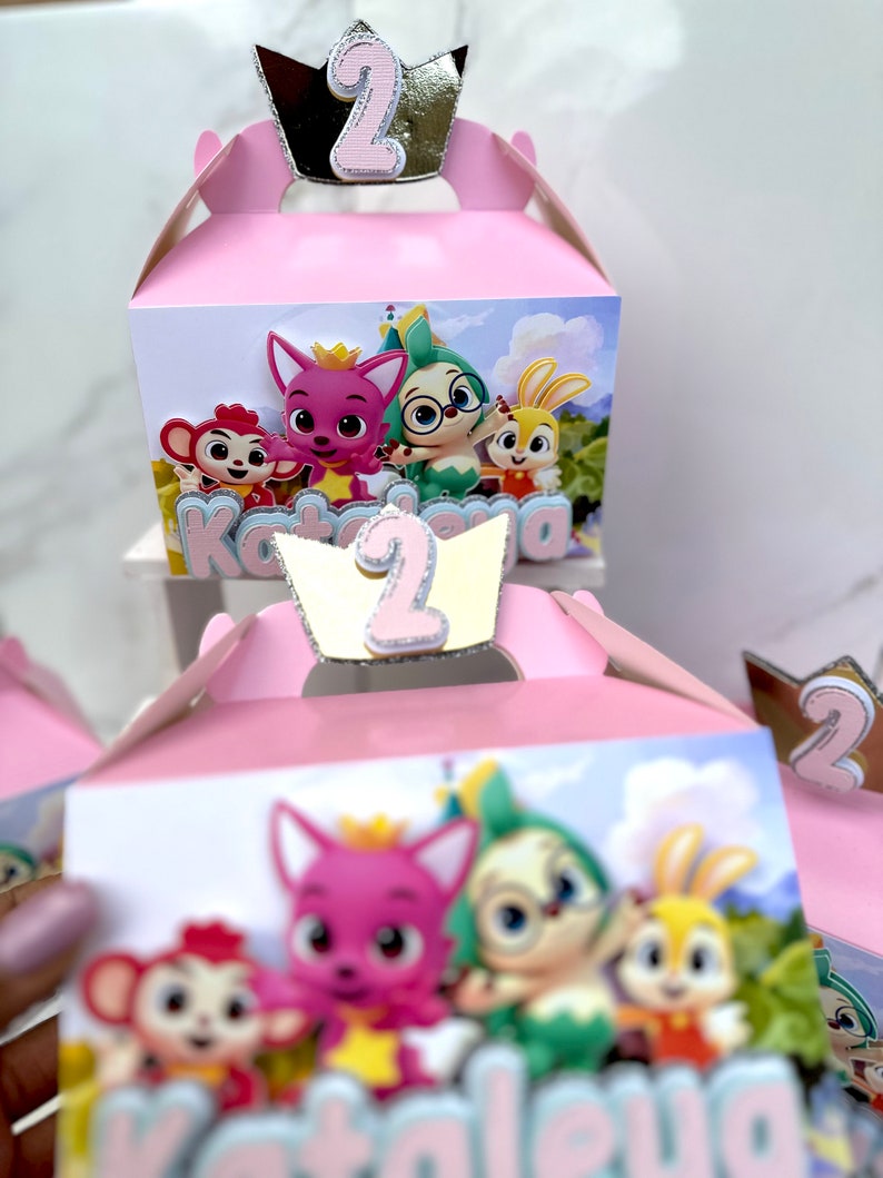 Pinkfong Cake Topper, Pinkfong Gable Boxes, Baby Shark Caketopper ...