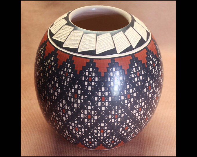 American Indian Pottery Mexican Handmade Folk Art Gourd Mata Ortiz Pot ...