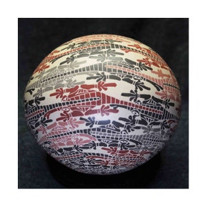 Native American Pottery Mata Ortiz Mexican Seed Pot Covered in ...