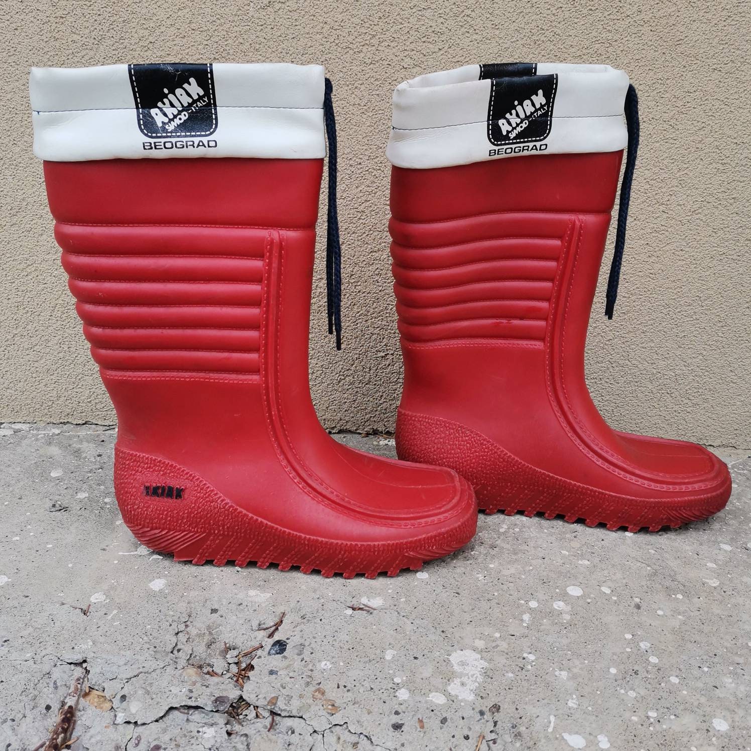 Vintage Red AKIAK SIMOD Hipster Style Yugoslavia Rubber | Etsy