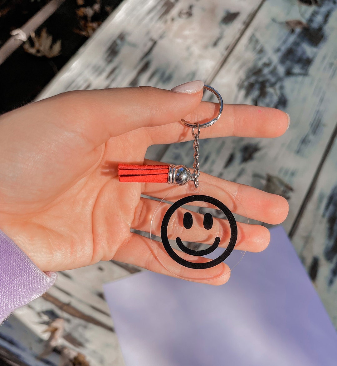 Smiley Face Keychain - Etsy