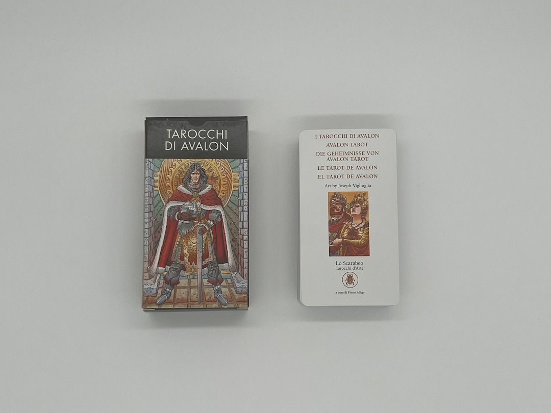Tarocchi Di Avalon (avalon Tarot) by Joseph Viglioglia (published by Lo Scarabeo) Italian ...