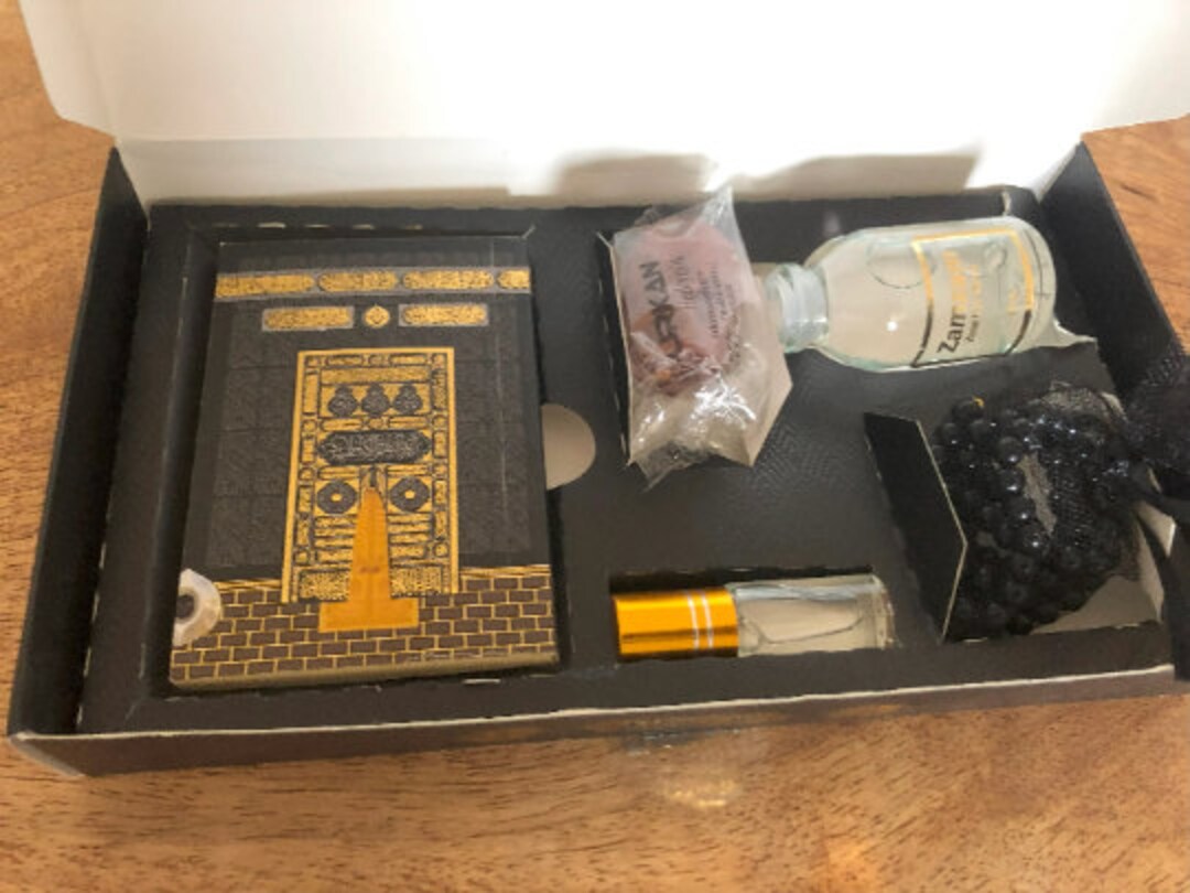 Muslim Gift Box Inside Booklet of Surah Yaseen, Rossary Tasbeeh, Zam ...