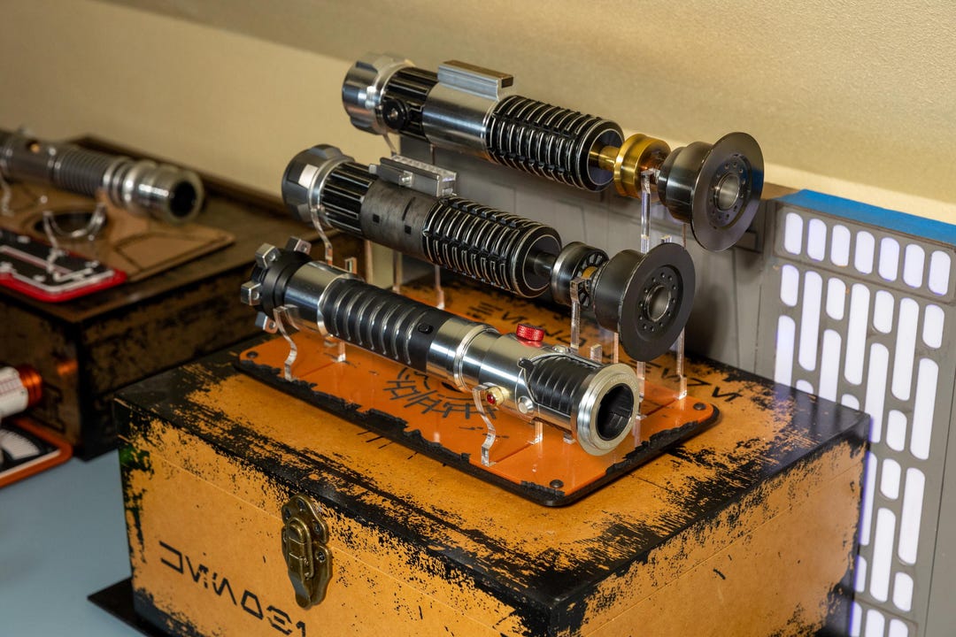 Obi Legacy Lightsaber Box Set Inspired Stand. Custom Designed for This ...