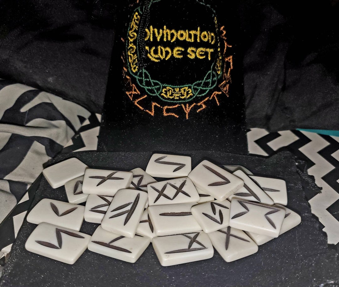 Bone Runic Divination Set - Etsy