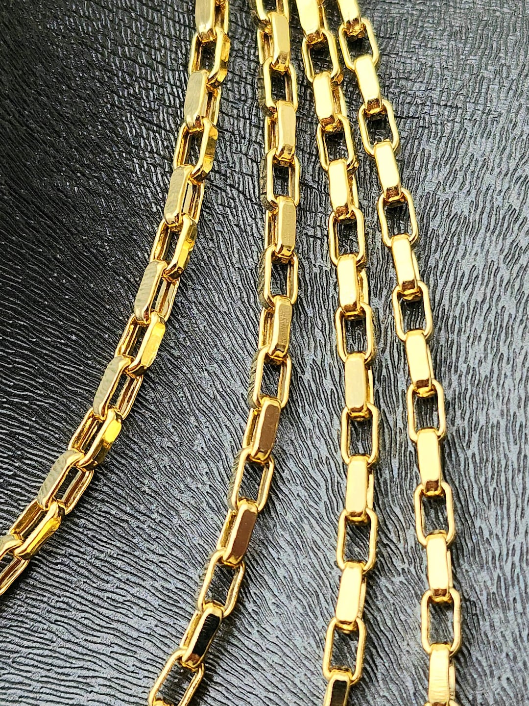 18k Gold Box Chains. Different Sizes. 2mm.highest Quality of Gold. REAL ...