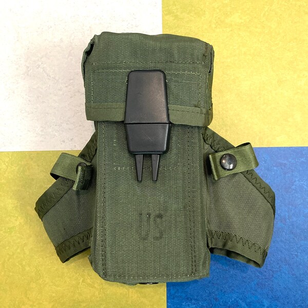 Alice Mag Pouch - Etsy