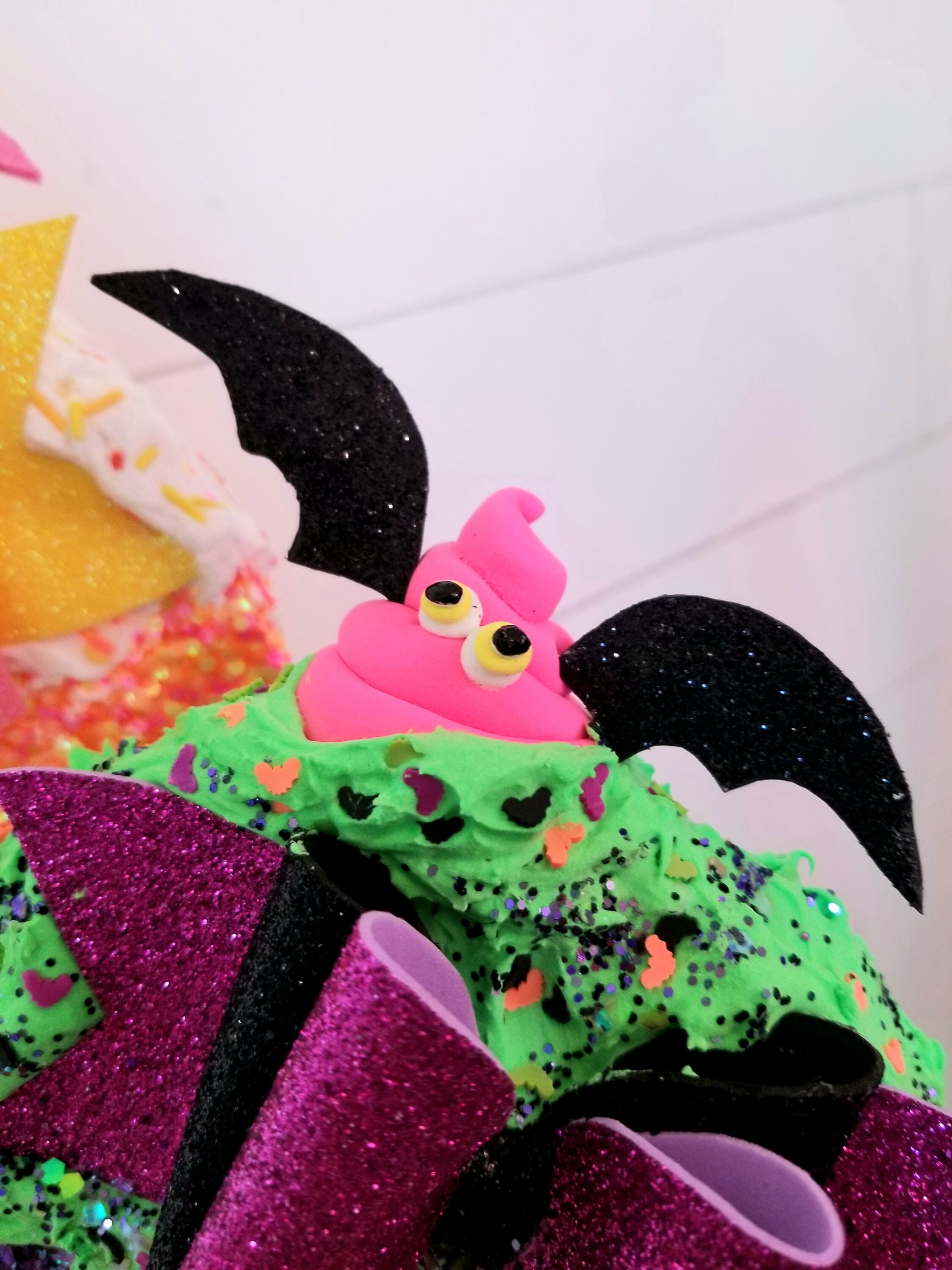 Set of 3 Halloween Bat Fake Bake Lollipops With Whip Bats - Etsy