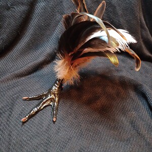 Hoodoo Chicken Foot Protection Charm With Feathers - Etsy
