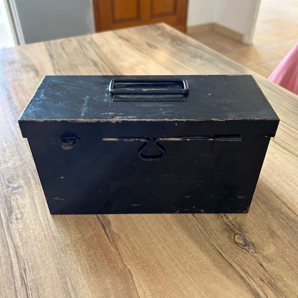 Military Pill Box - Etsy