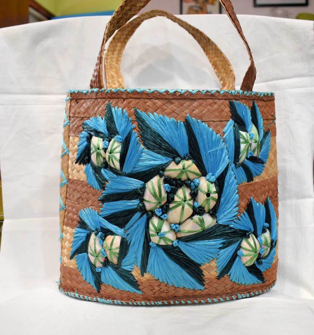 Vintage Souvenir Woven Raffia Beach Bag With Beautiful Blue Flowers ...