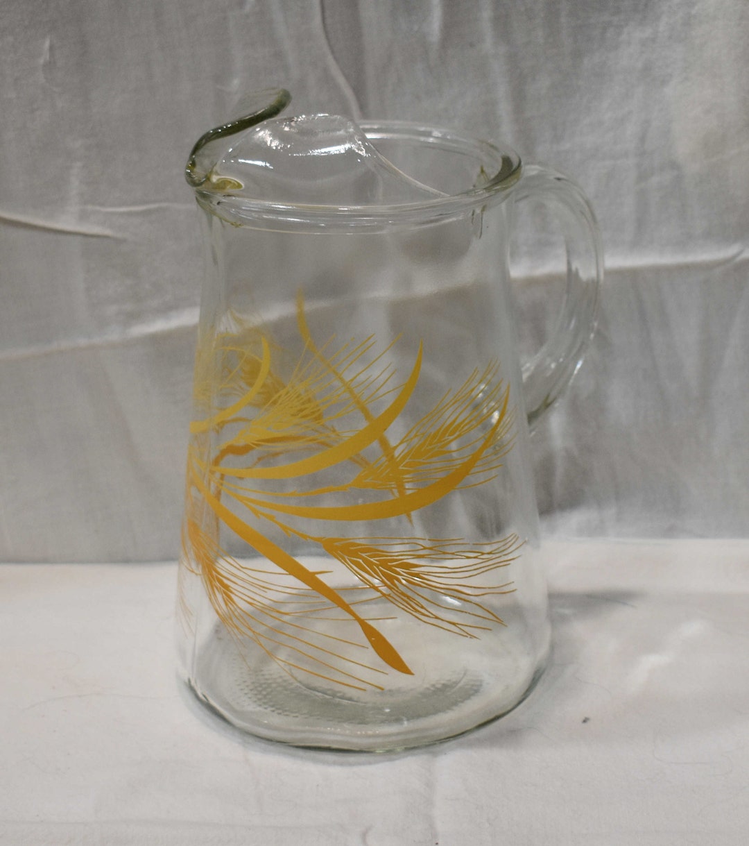 Vintage 1970s Heavy Glass Libbey's Golden Wheat Pitcher Perfect for Summer Parties - Etsy