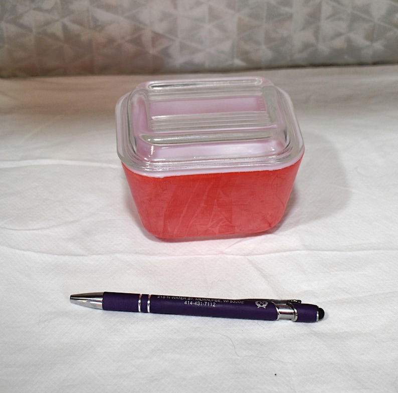 Vintage Small Pyrex Red Covered Dish Pyrex #501 1.5 Cups With Clear ...