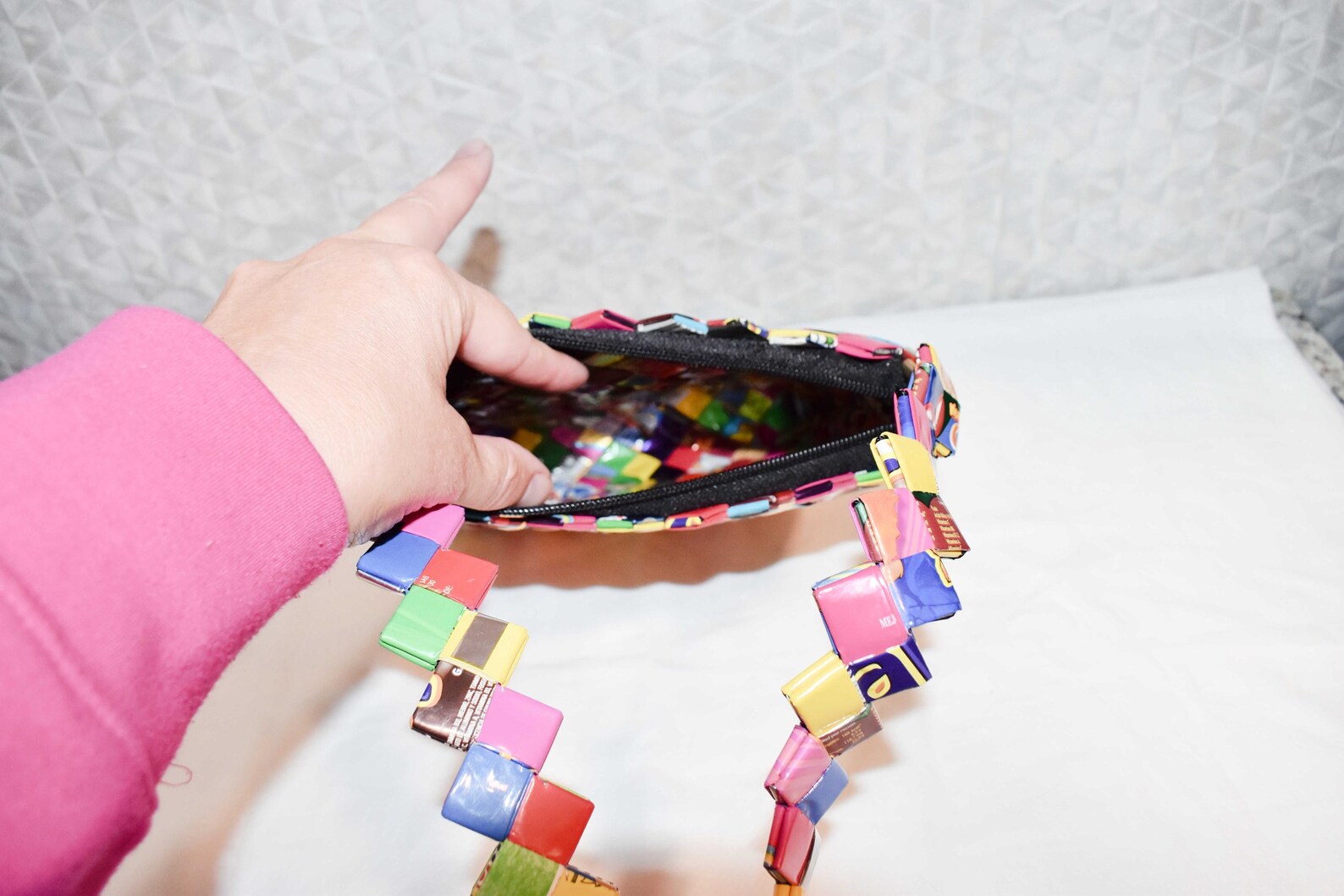 Vintage Candy Wrapper Woven Purse Small Square Basket Weave Faux Bubble ...