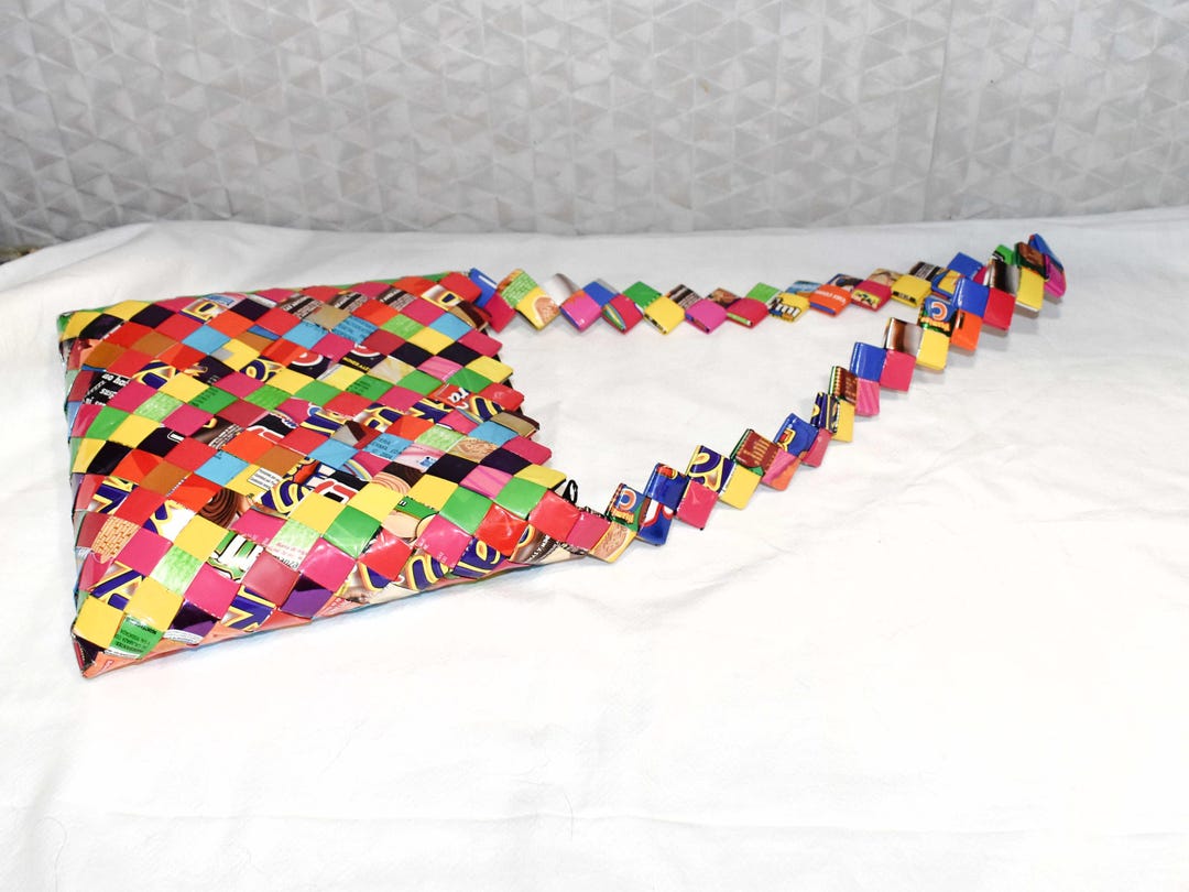 Vintage Candy Wrapper Woven Purse Small Square Basket Weave Faux Bubble ...