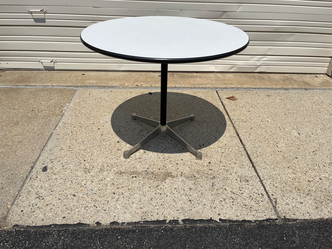 Rare 1st Generation Herman Miller Eames 36 Inch 662 Table Contract Base Mid Century Modern MCM ...