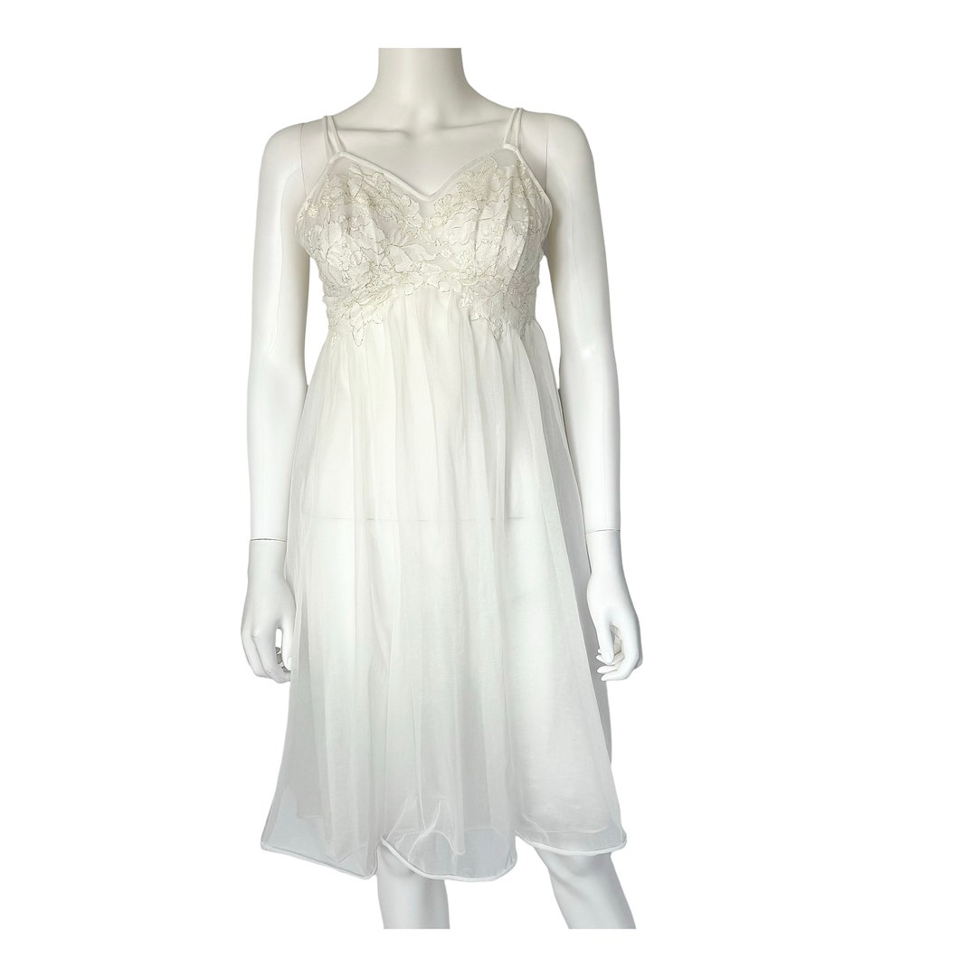 Vintage 1950s off White Cream Babydoll Negligee | Gold Threaded Lace ...