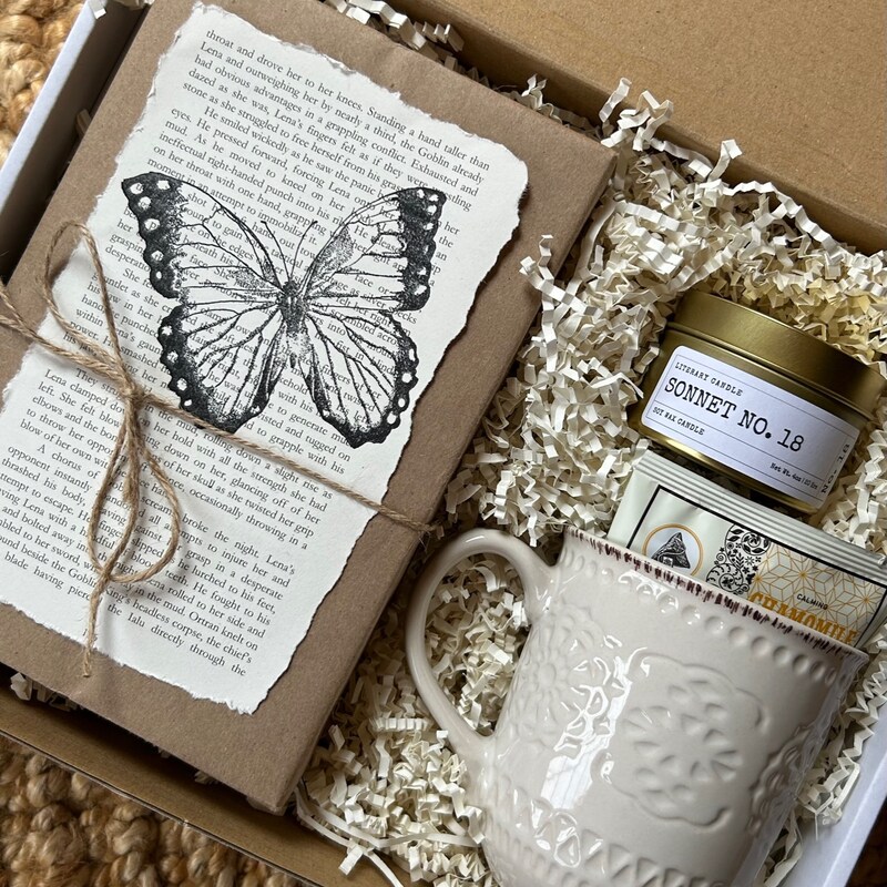 Bookworm Gift - 60+ Gift Ideas for 2024