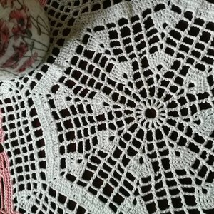 Pink and White Handmade Doily. 17.5ins Diameter - Etsy