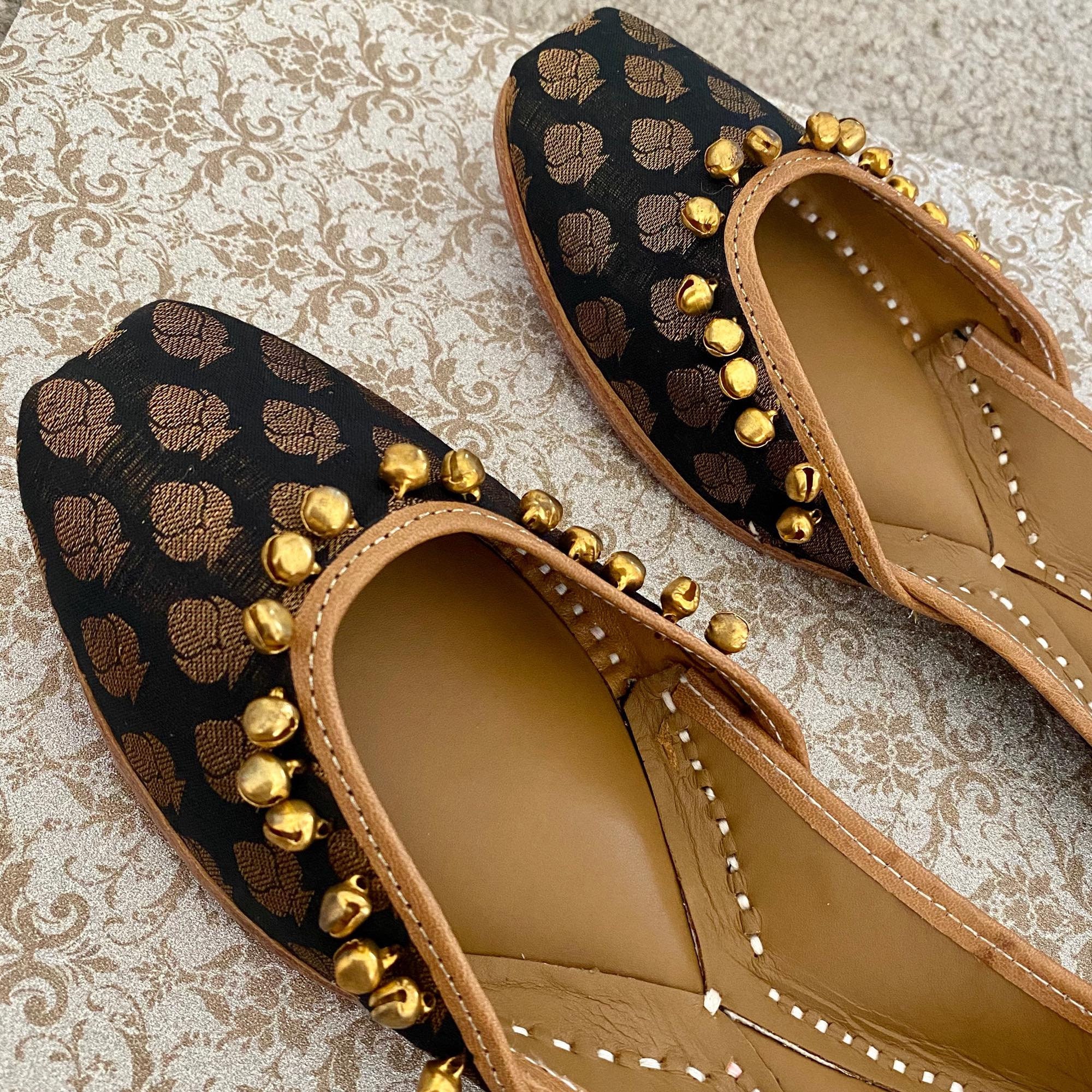 Punjabi Jutti - Etsy