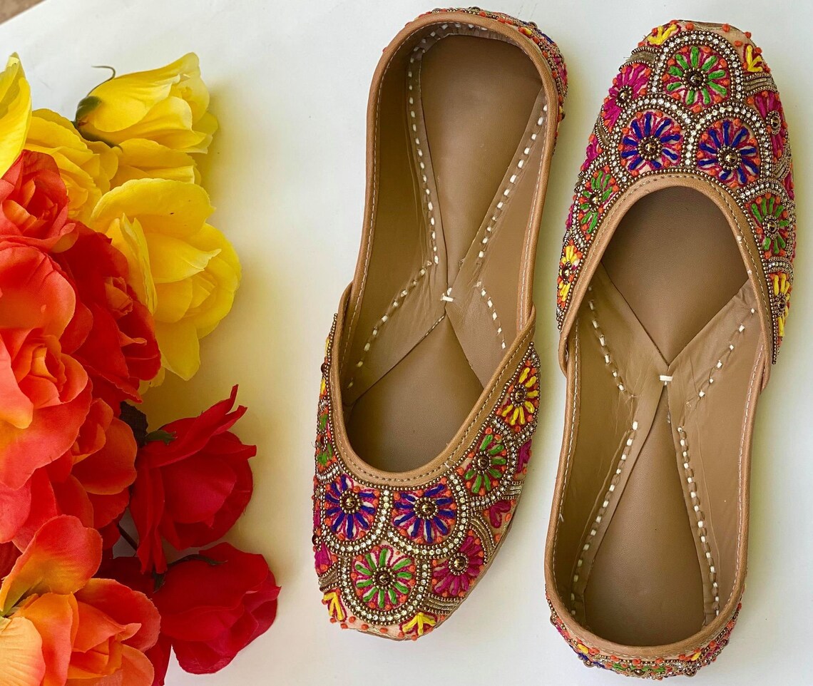 Punjabi Jutti | Etsy