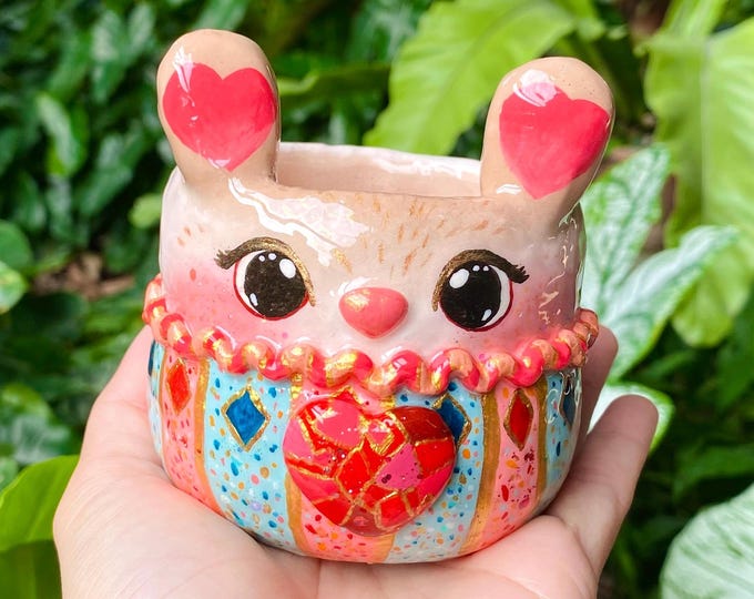 Circus Bunny Planter, White Circus Bunny Pottery With Drainage Hole ...