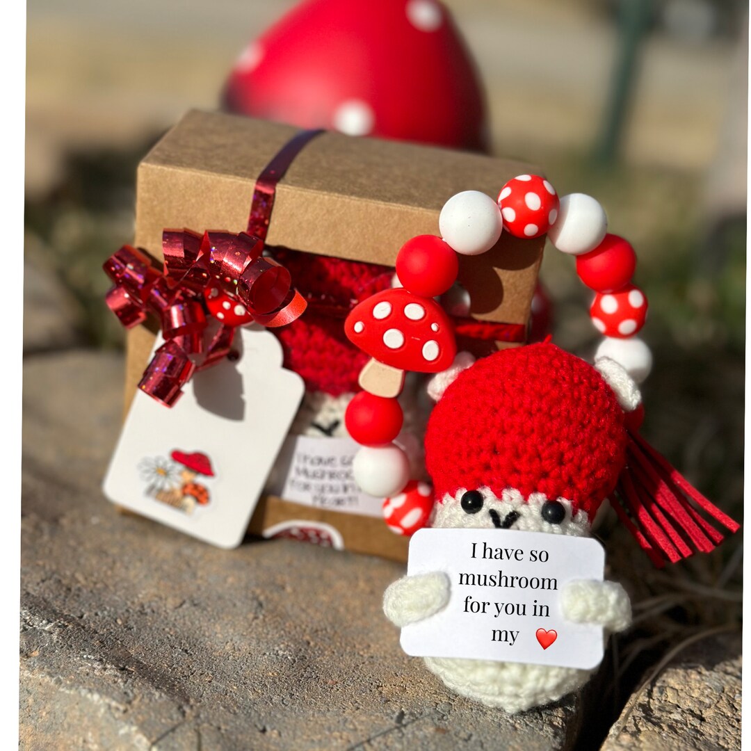 Crochet Mushroom Keychain Gift Box Plush Silicone Emotional Support ...