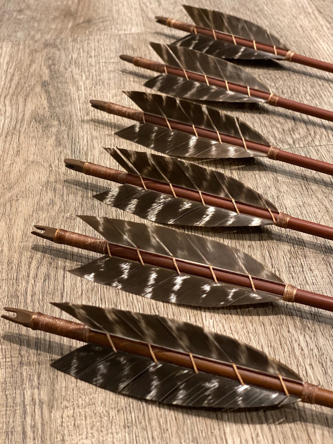 Traditional North American Arrows - Fully Functional Carbon Arrows for ...
