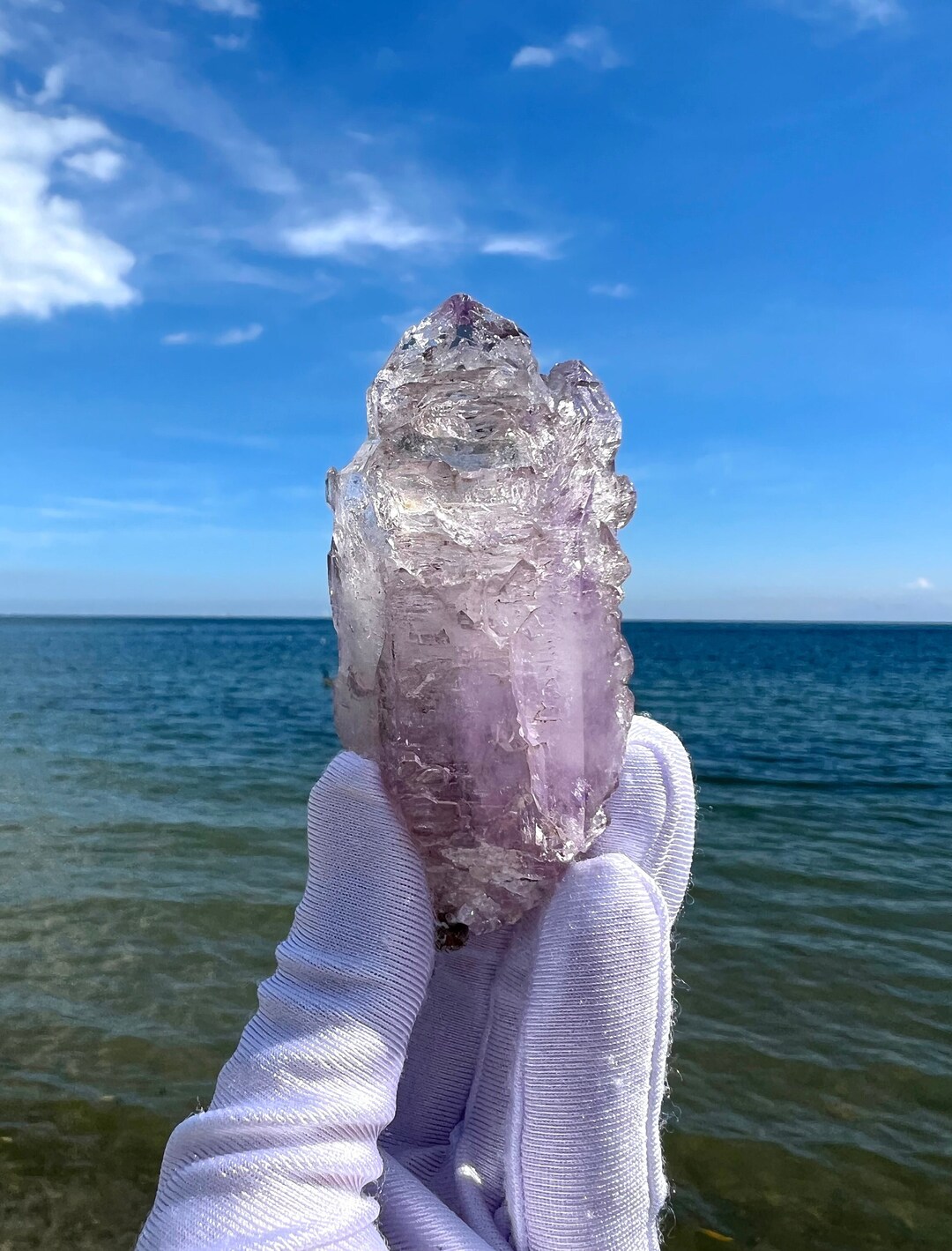Vera Cruz Amethyst Skeletal Quartz - Healing Crystal With Light ...