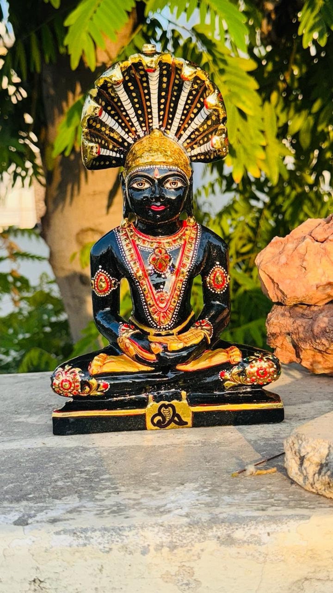 Stone Lord Parasnath Idol, Hand Carved Parshvanatha Bhagwan ...