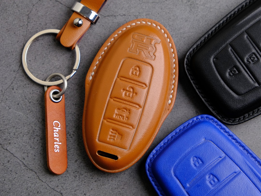 Nissan GTR Key Fob Cover, Leather Key Case for Entry Remote Key Fob ...