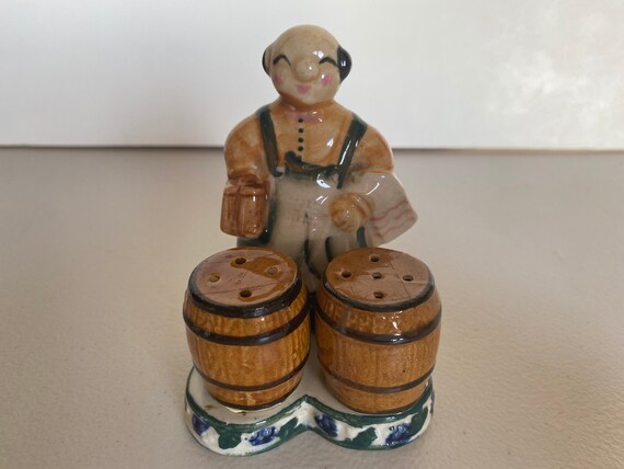 Vintage Bartender With Kegs Salt & Pepper Shaker Set | Etsy