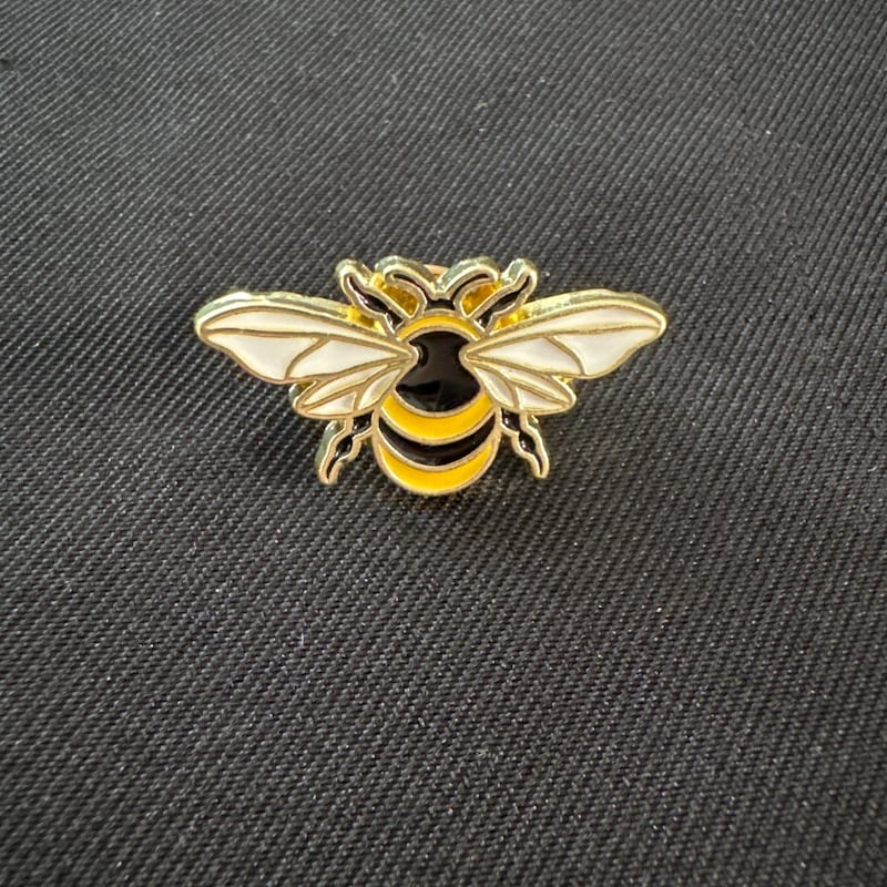 Bee Enamel Pin - Etsy