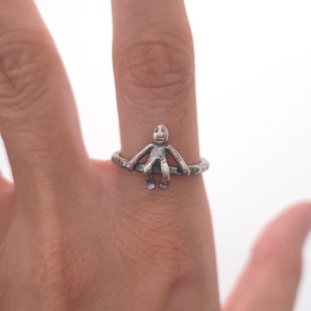 Hammered Ring With Little People Sitting, Very Unusual Jewellery ...