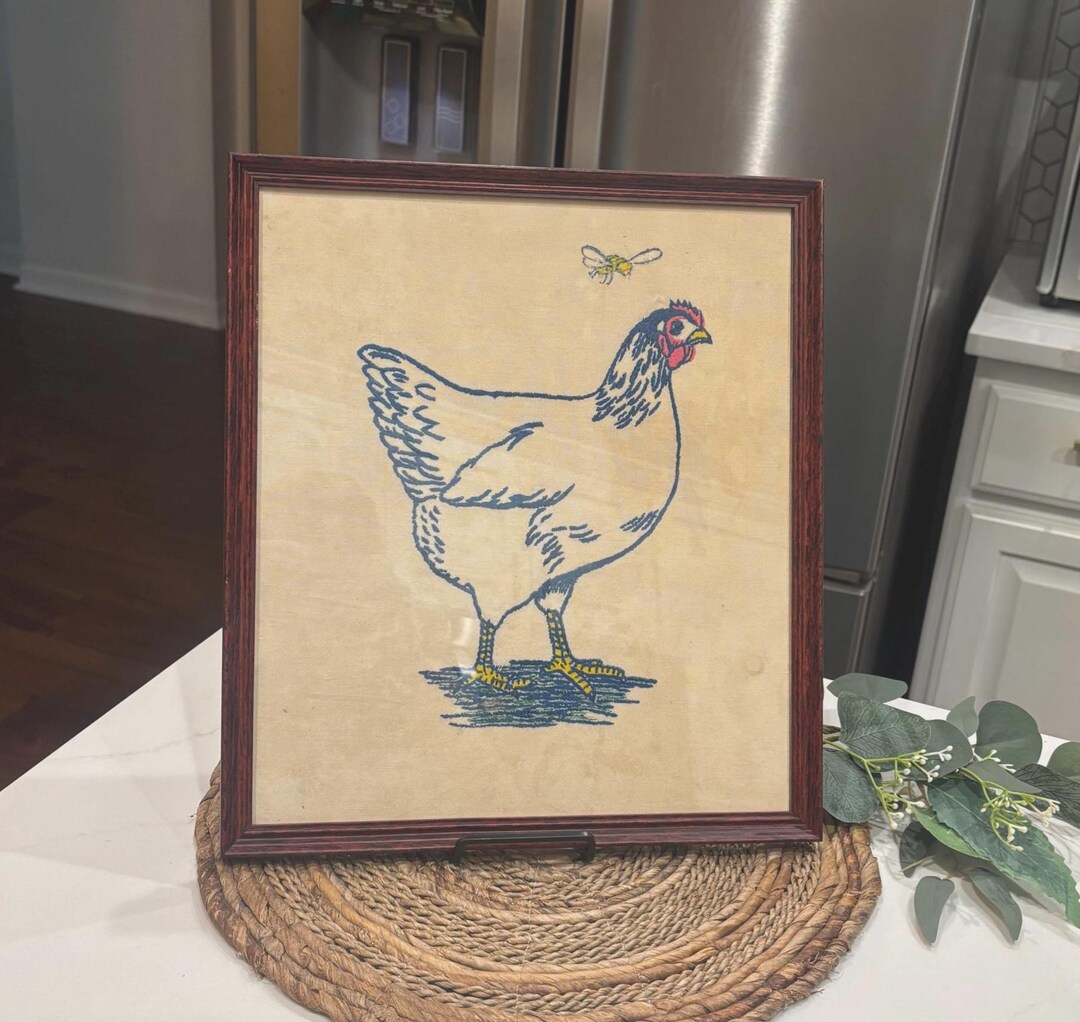 Vintage 1930 Chicken Hen With Bee Needlepoint in the Original Wood ...